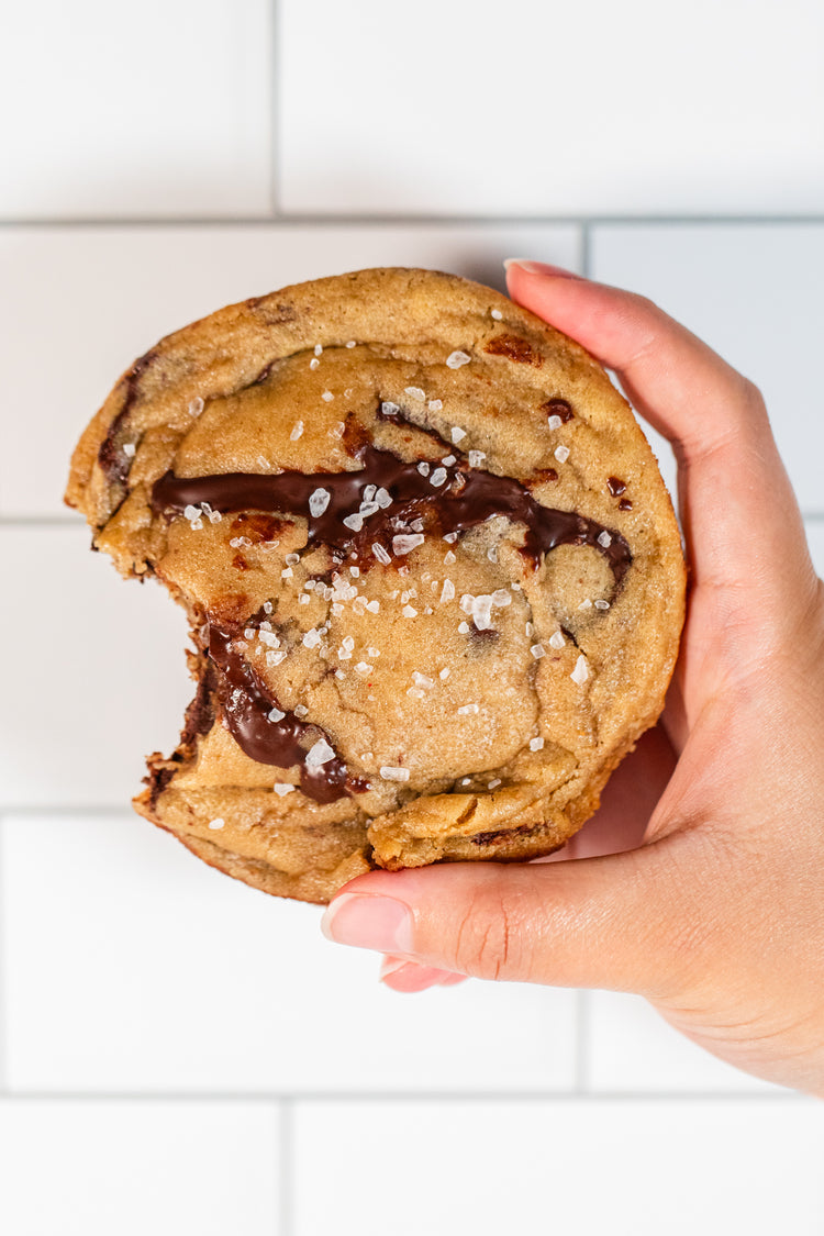 Myoa Cookies | Gift Gourmet Organic Cookies. Delivered Nationwide